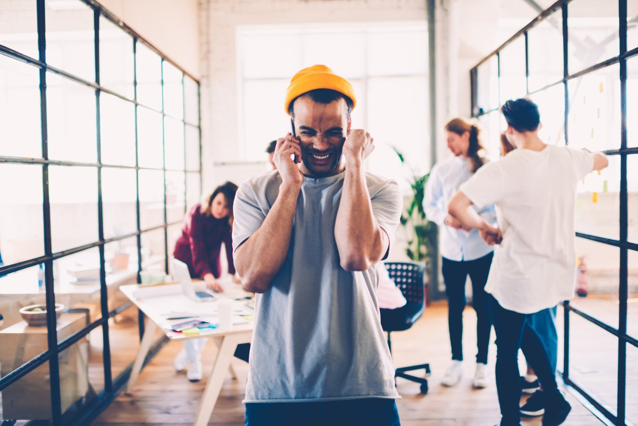 Why a Business Phone Line Should Never Ring Busy